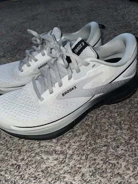 Brooks | Shoes | Womens Brooks Trace 3 Wide Running Shoes | Poshmark